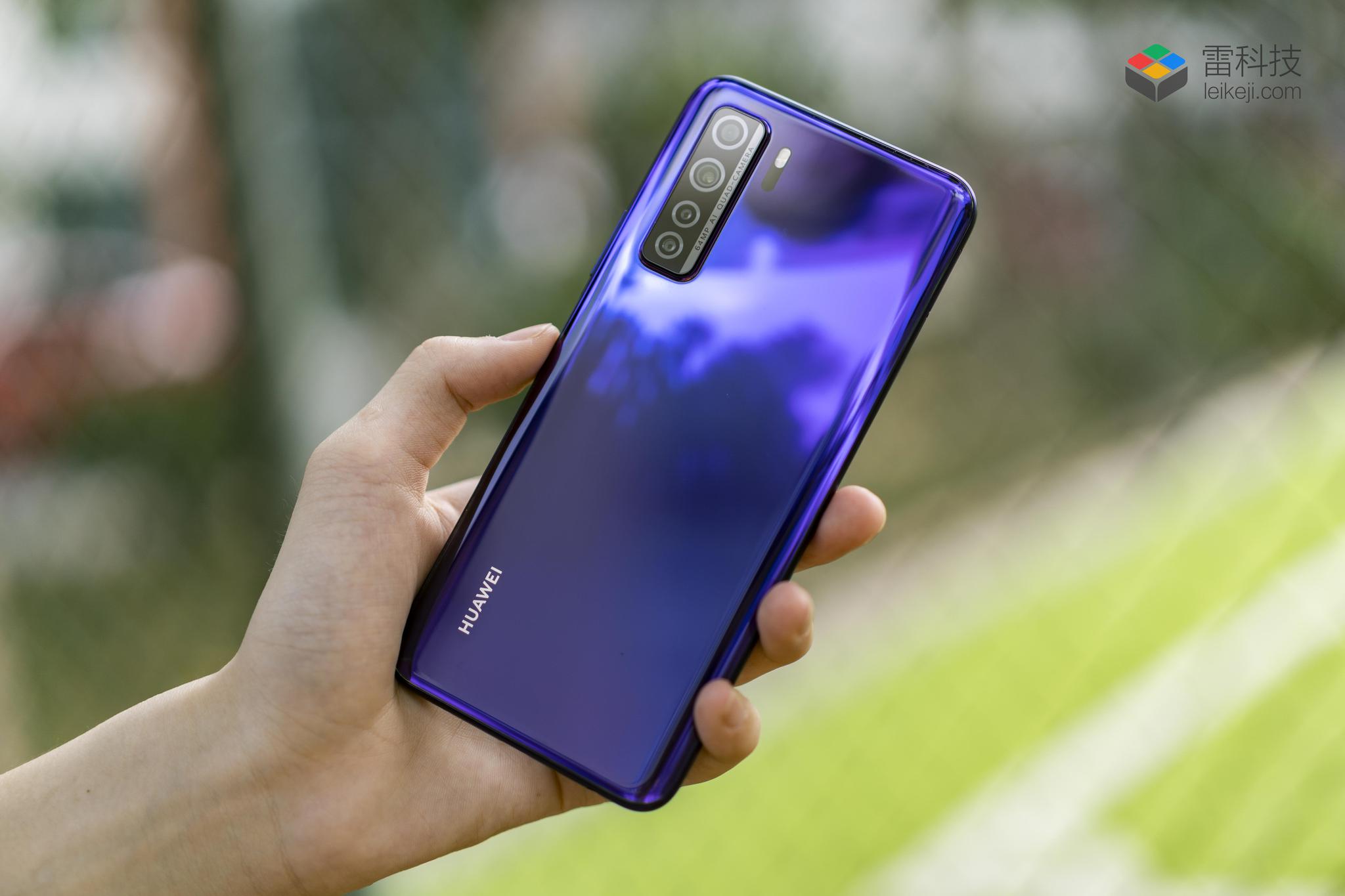 2000档潮美新机：nova7 SE图赏 颜值与实力并存|新机|华为_新浪新闻