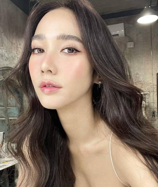 深受宠爱的泰国女星，除了Lisa，还有这位第一拽姐Aump|女星|泰国|恶女_新浪新闻