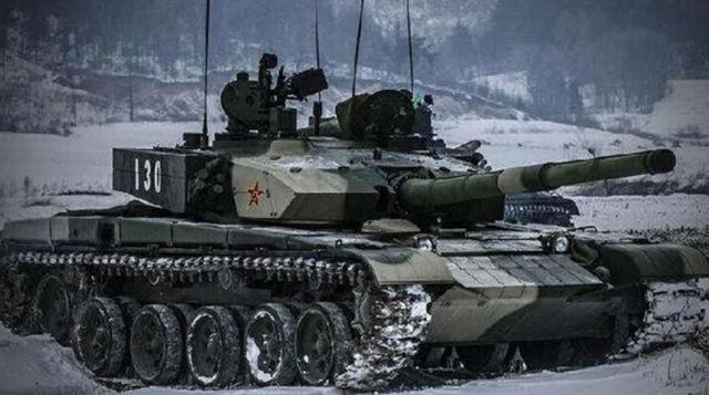 排名世界第四，99A现身边境前沿阵地，站着让T-72打都没事