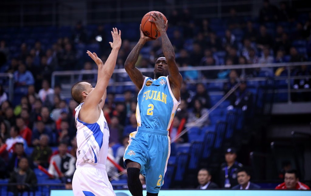 场均60分？NBL与CBA不是一个等级，史密斯算不上顶级外援|史密斯|福建队|CBA_新浪新闻