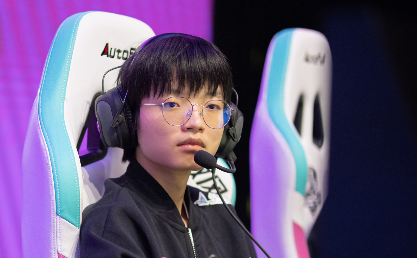 RA击败FPX，豪取七连胜！姿态：iBoy太猛了，出装很聪明