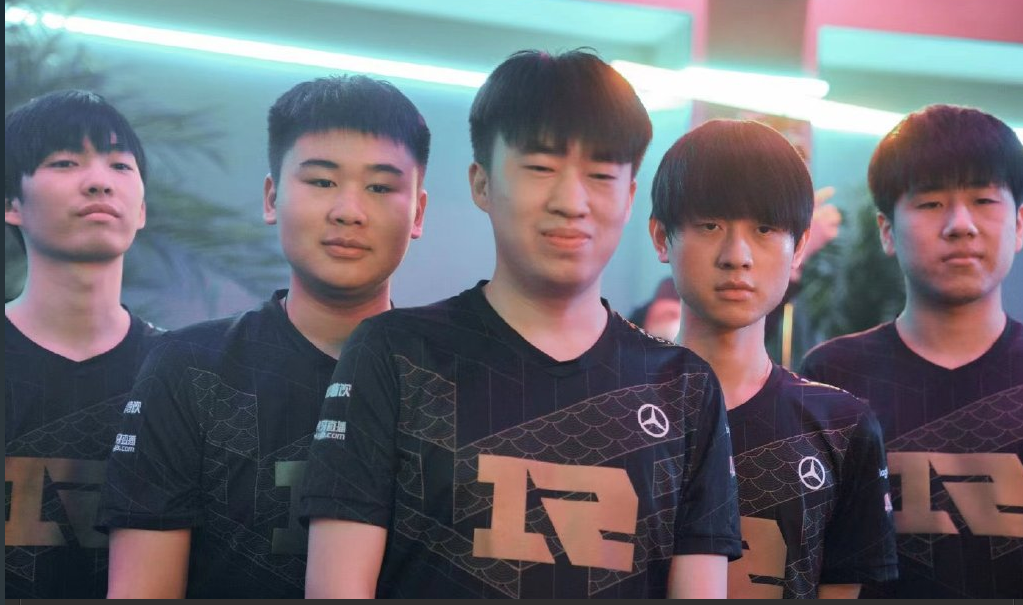 这辈子没输过RNG！DK教练谈皇族比欧洲队还菜，可以提前捧杯了