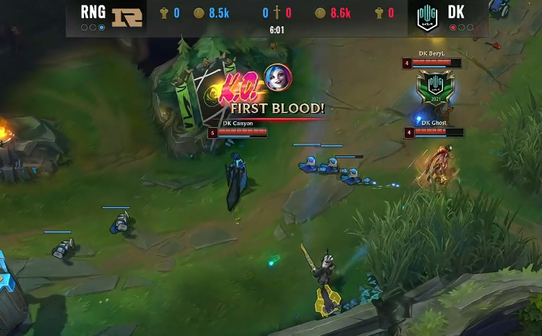 万军丛中取敌将首级！GALA卡莎大招打懵DK，RNG拿下赛点