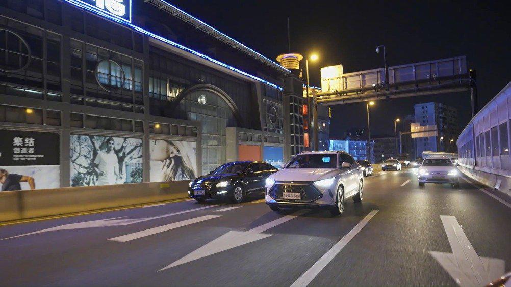 宋PLUS DM-i 110km版本官方综合续航里程为 1200km……|汽车资讯|11-15万suv|新能源_新浪新闻