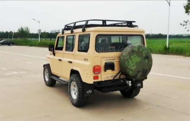 北京212新车型曝光，换装新前杠，增加越野套件，搭载2.4T动力