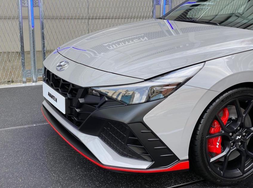 2.0T+8速双离合，最大马力280匹，现代全新伊兰特N实车亮相