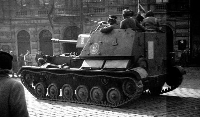 达瓦里希!你要的自行火炮来了!SU-76自行火炮如何从魔改变量产