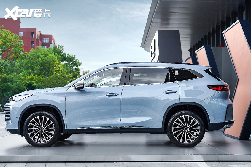 星途凌云400T车型上市 售价15.79万元起