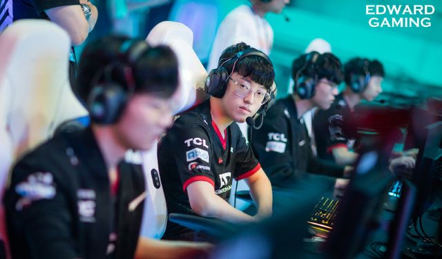 EDG击败FPX重回巅峰,Scout斩获决赛FMVP,对位彻底打爆Doinb