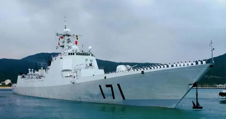 052C驱逐舰只有6艘太少，你不知道他弟052D超30艘，已成我军主力|052C|052DL|中国海军_新浪新闻