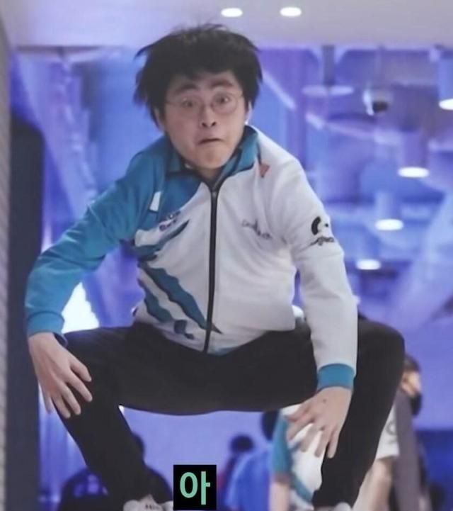 S11八强赛前Showmaker新圣经刷屏,为Khan拼尽全力,新ID颇受瞩目