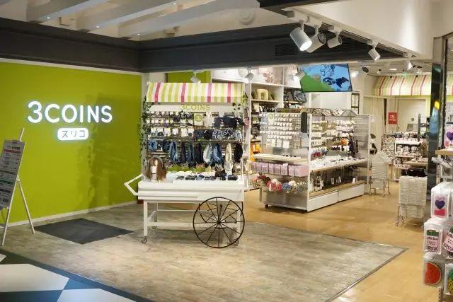 袜子之于日本人，是长寿的秘诀，也是穿搭中必不可少的时尚配件