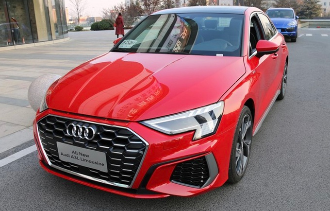 奥迪全新A3L售价曝光！中配售价22.98万，带两块大屏+ACC巡航-新浪汽车