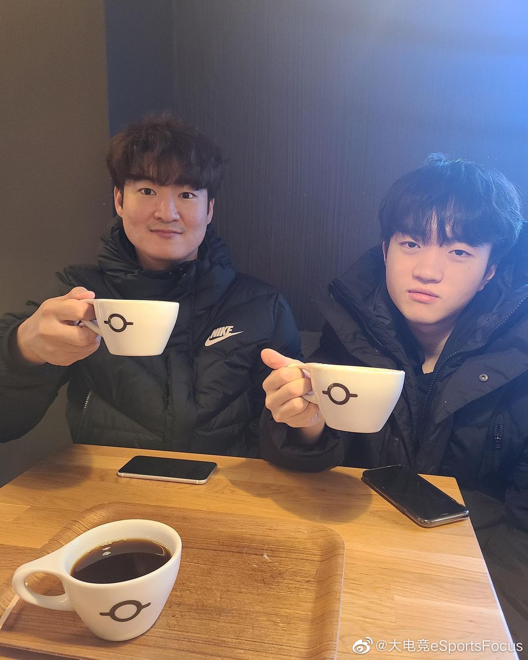 Keria分享冰岛的照片～ cr.ins keria_minseok|英雄联盟_新浪新闻