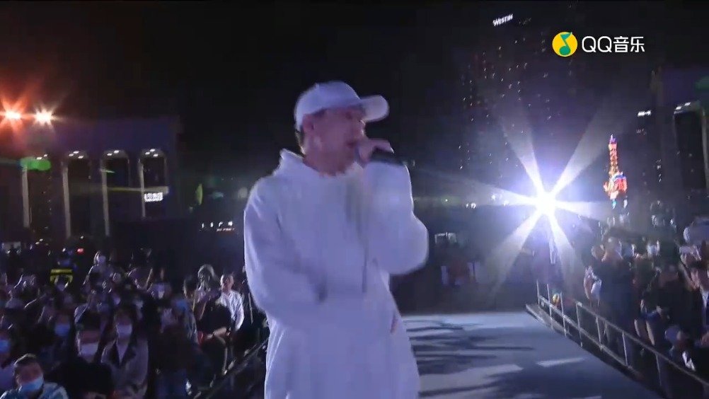 2021QQ音乐年度最受欢迎单曲：Wiz_H张子豪_新浪新闻