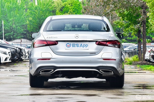 2021上海车展 奔驰E350eL正式上市 售52.19万元