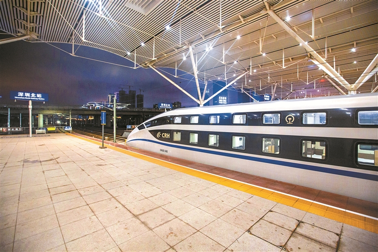 一铺一窗户！ “双层”卧铺动车组首秀