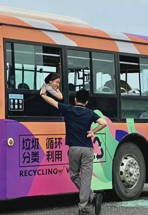 开端锅姨年轻时也太惊艳,美艳动人港风十足,网友:不愧是美羊羊