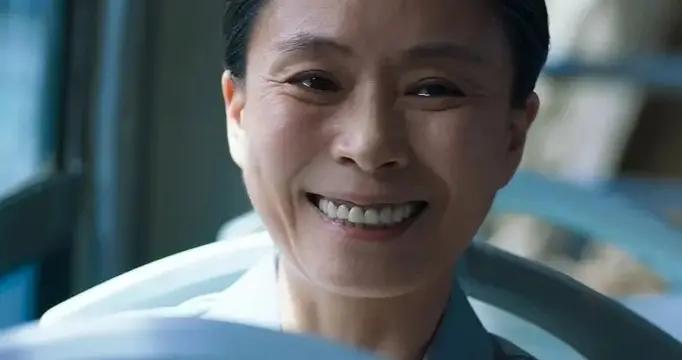 “锅姨”刘丹:年轻时也很美,一生淡泊名利,和日本丈夫一见钟情 刘丹 新浪新闻
