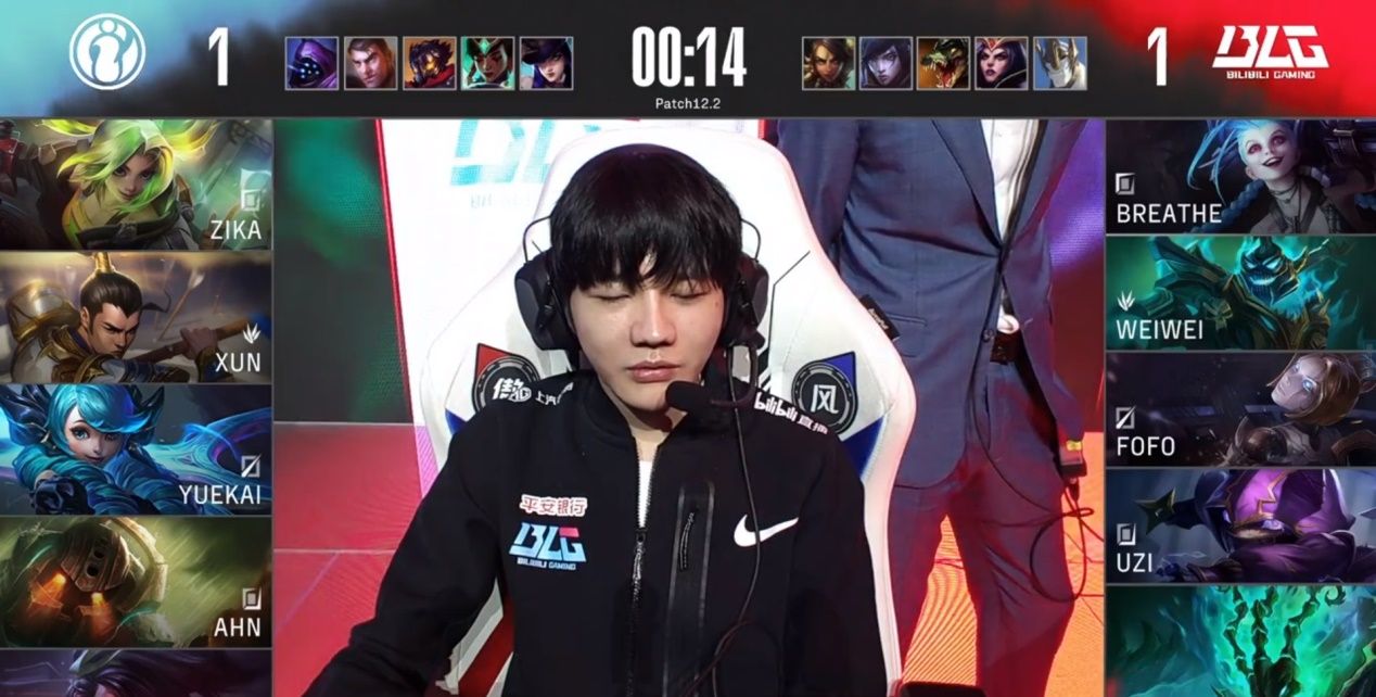 Uzi输比赛不能怪教练！金克丝并非真正核心，队友发挥才是关键