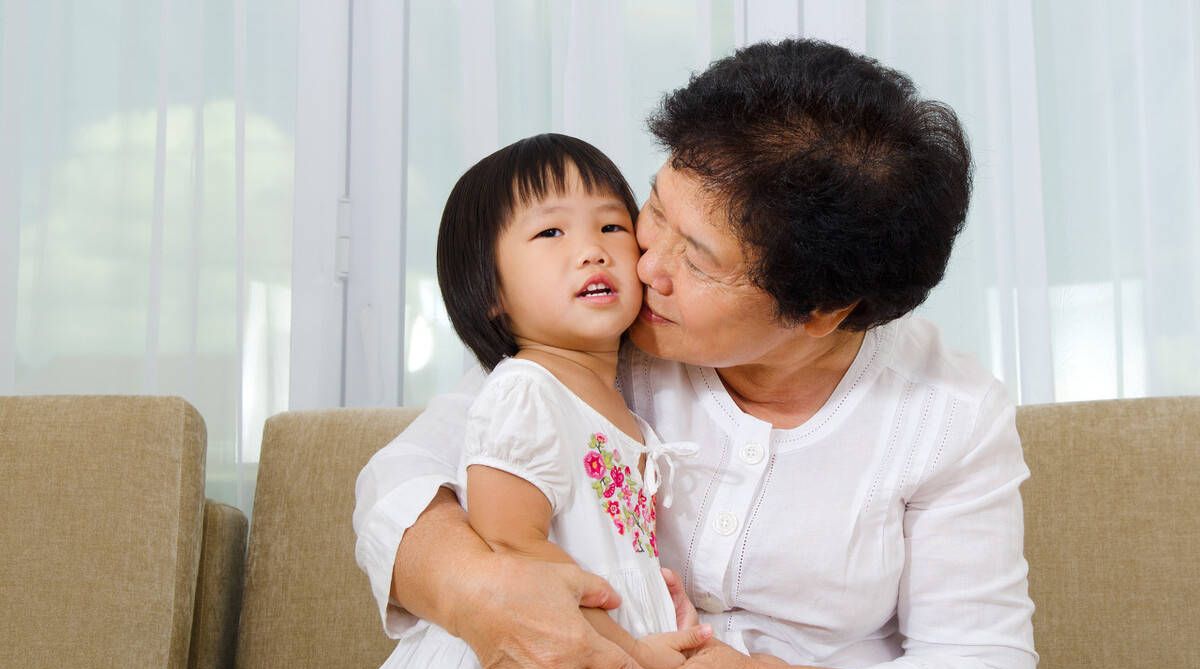 嫂子,咱妈住院了,需要3万!你有几个妈?你妈正逛街呢!