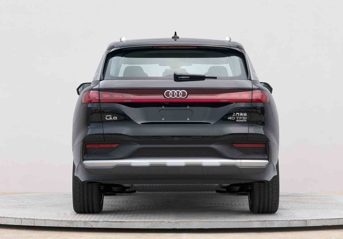 奥迪家族中的“大块头”！全新Q6实车曝光，2.0T四驱对标宝马X5L