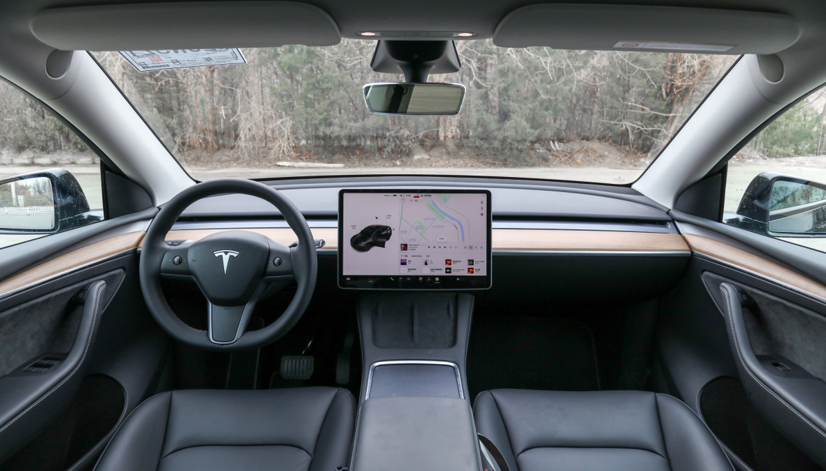 购买新能源SUV，选择特斯拉Model Y还是大众ID6？