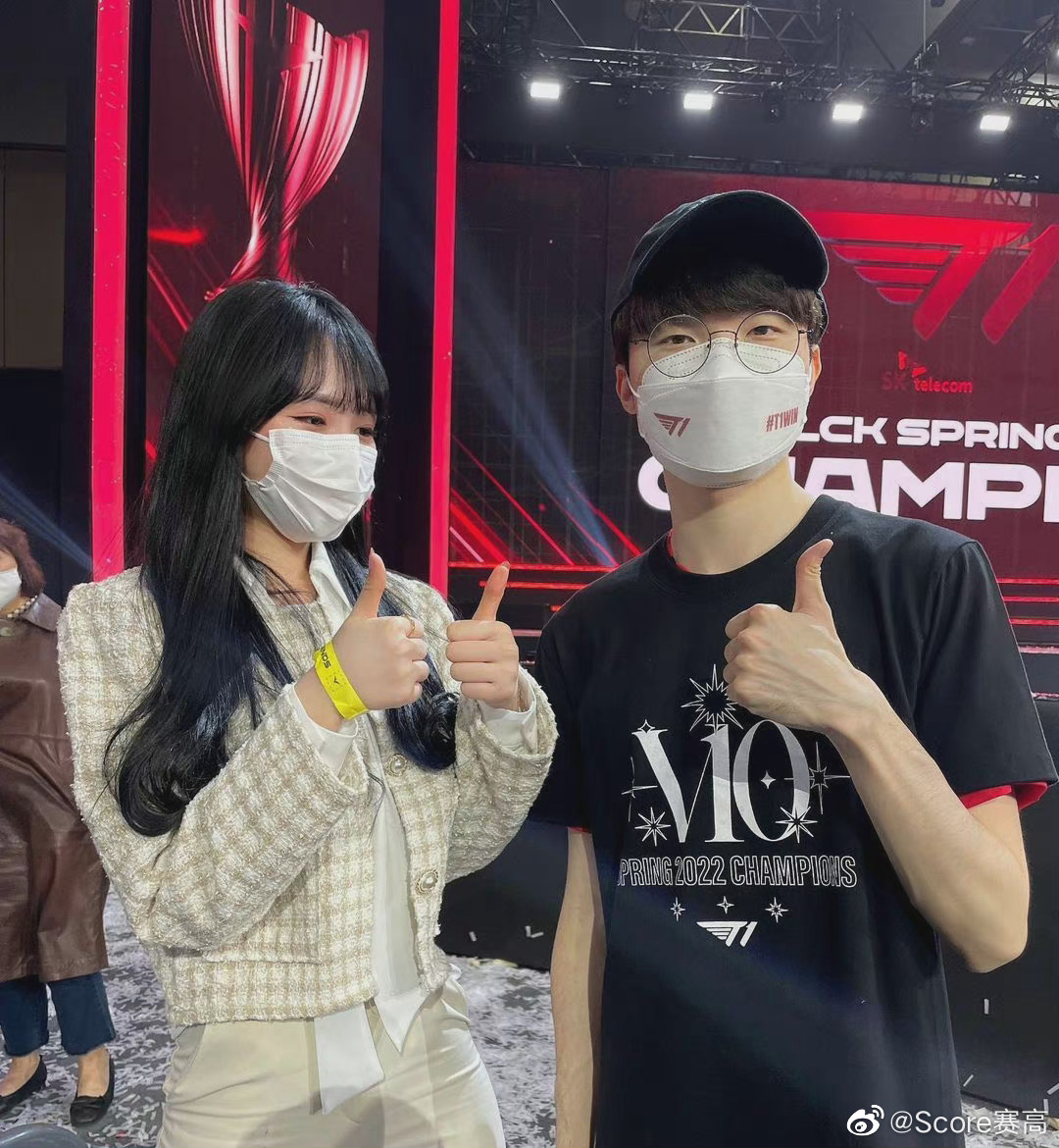 Oner姐姐更新ins动态晒照：决赛FMVP是我弟弟|Fmvp|决赛|T1_新浪新闻