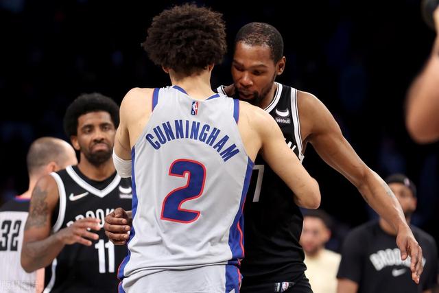 NBA21届前3顺位数据出炉！状元17+6+6，格林17+3，探花15+8