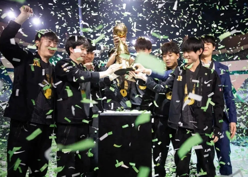 Doinb曝光msi的重要性，冠军有25%皮肤分成，怪不得他们这么拼