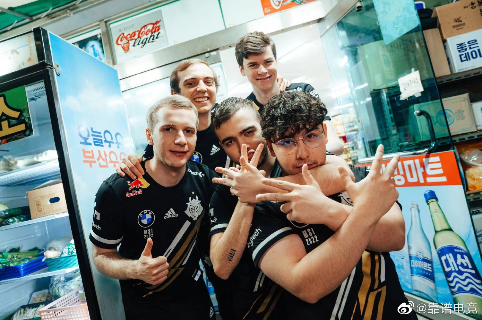 LOL官推：在PSG输给RNG之后，G2锁定了半决赛的席位|LOL|rng|g2_新浪新闻