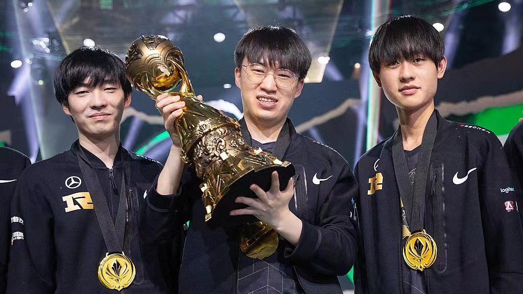 2022MSI决赛LoL Esports更推：谁将成为第一个三届MSI冠军