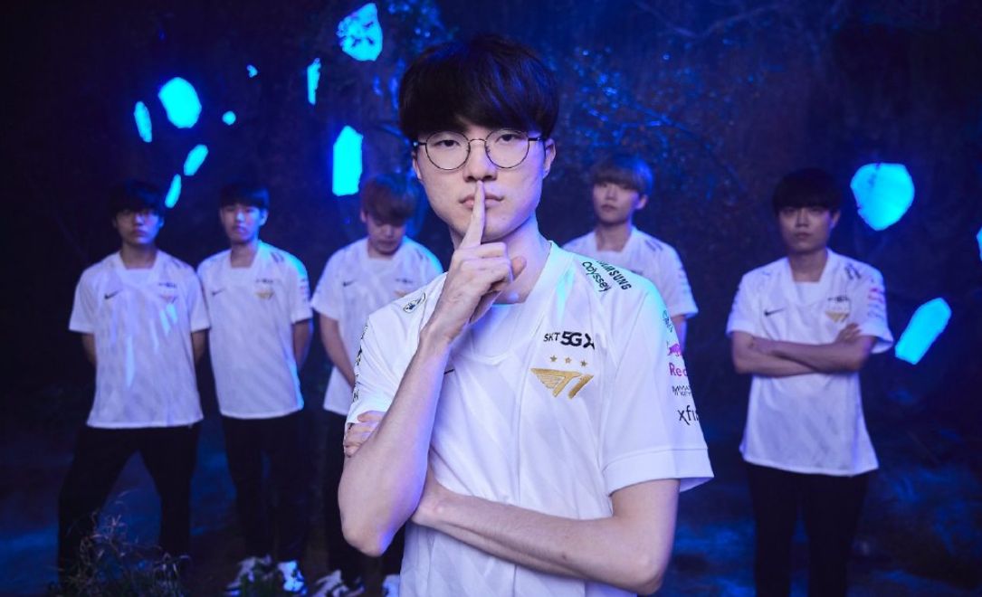 Faker：RNG没有印象深刻的选手！T1教练：输是因为没法选蓝色方|教练|选手|蓝色_新浪新闻