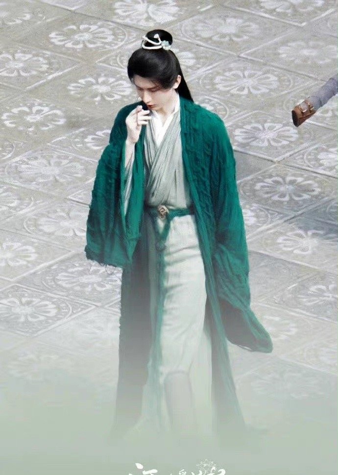 成毅新剧《莲花楼》开机饭拍图！古装造型yyds！绿衣好仙！|莲花楼|成毅|绿衣_新浪新闻