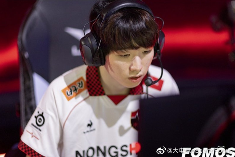 NS.Ghost：想到要和Nuguri回归后的DK交手既开心又害怕|nuguri_新浪新闻