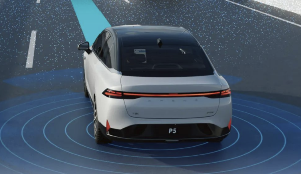 小鹏P5 Xmart OS 3.2.0 OTA推送：ACC/LCC迎来增强版-新浪汽车