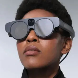 混合现实头显Magic Leap 2将于9月底发布，起售价3299美元|Magic|美元|开发者_新浪新闻