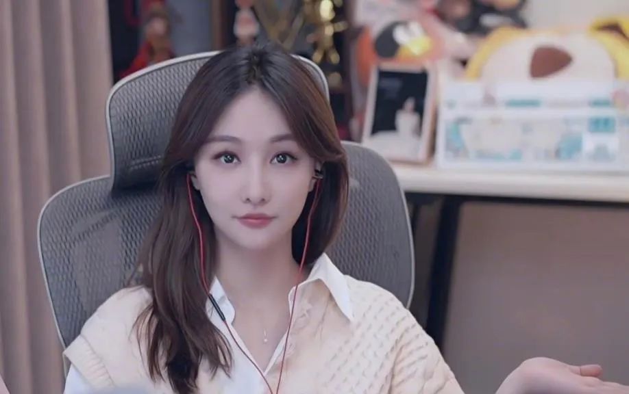 Ale重回首发证明自我：先杀Theshy，再反杀Sofm！