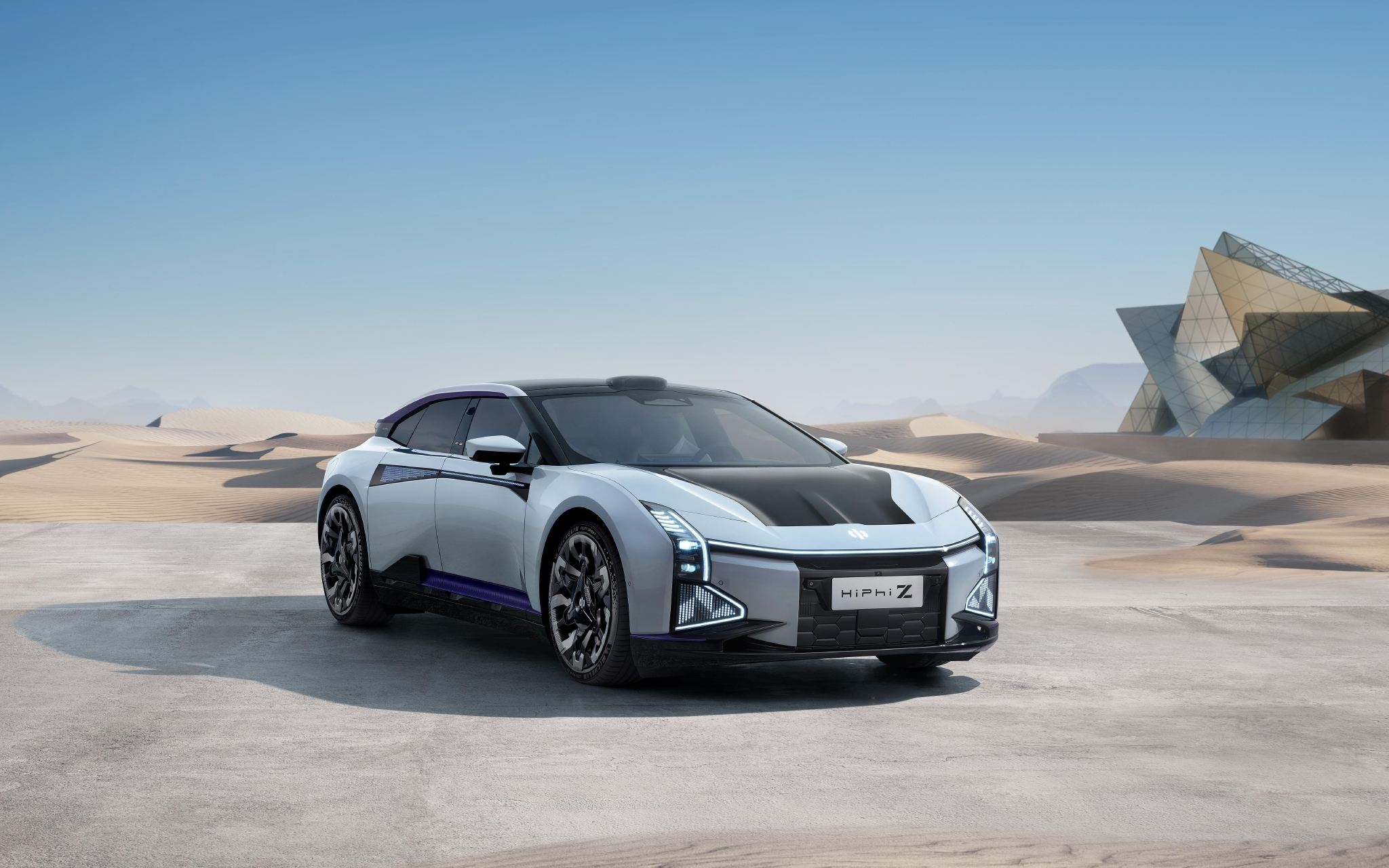 高合HiPhi Z正式上市，售价61万元起_新浪新闻