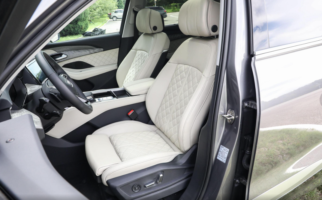 上汽奥迪的中大型SUV，上汽奥迪Q6来了，预售价45.9万元起