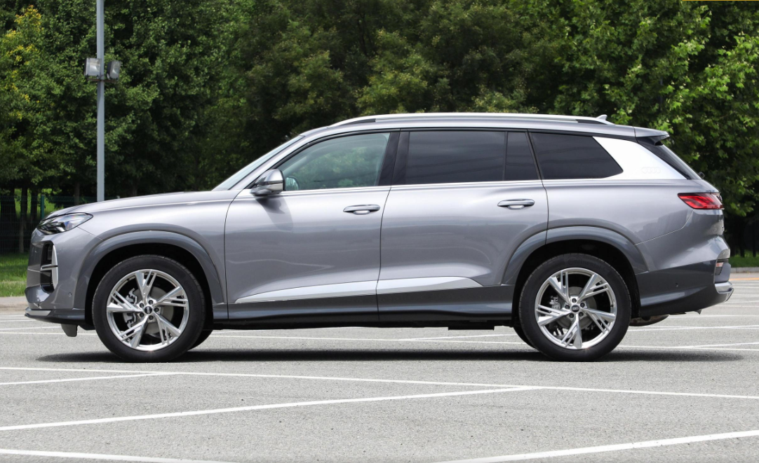 上汽奥迪的中大型SUV，上汽奥迪Q6来了，预售价45.9万元起