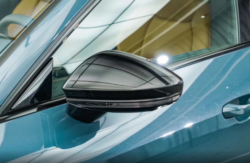 无框车门设计个性十足，上汽奥迪A7L入门仅41.87万元