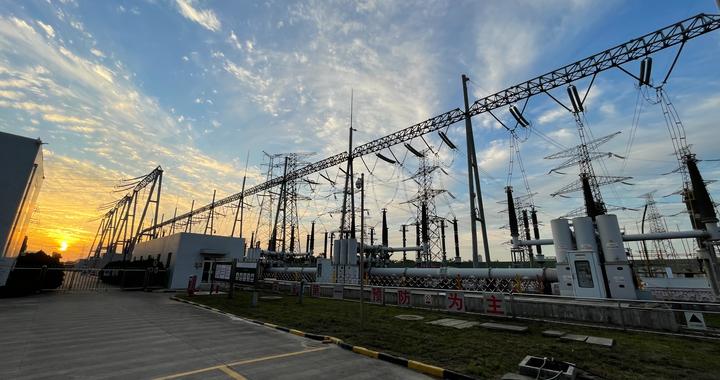 西安东北部330千伏架空输电线路迁改落地工程迎新进展|西安市_新浪新闻