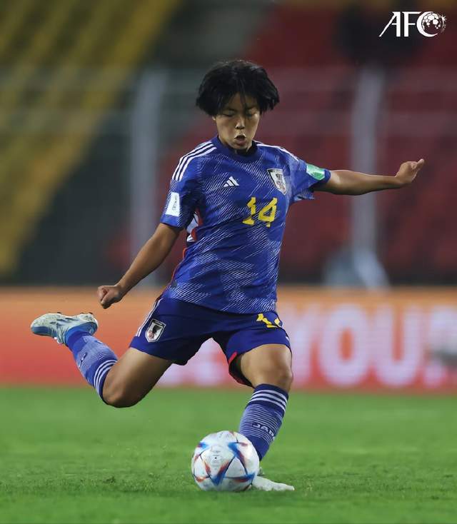 王者风范！两个4-0，日本女足提前出线，中国u17女足落后太多