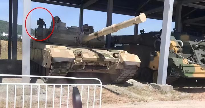 国产VT4主战坦克，装备新型防御系统，或可拦攻顶导弹和穿甲弹|主战坦克|铁拳|反坦克导弹_新浪新闻