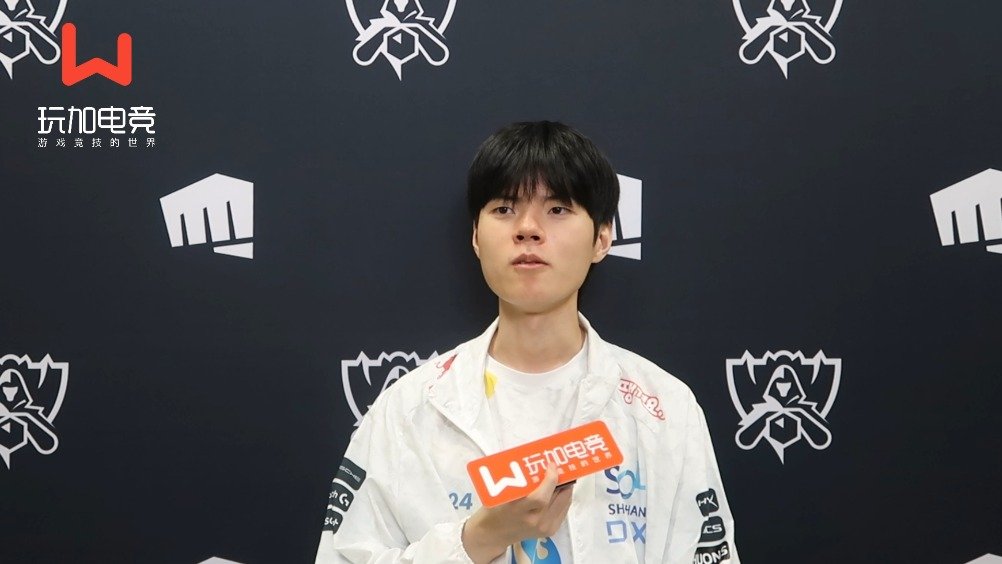 玩加专访 DRX.Deft：接下来的目标是想拿到冠军|Deft_新浪新闻