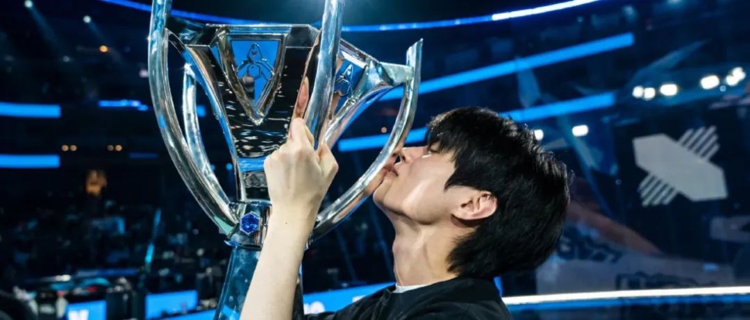 S12：6款冠军皮肤确定！BeryL真的老二次元啦！|Zeka_新浪新闻