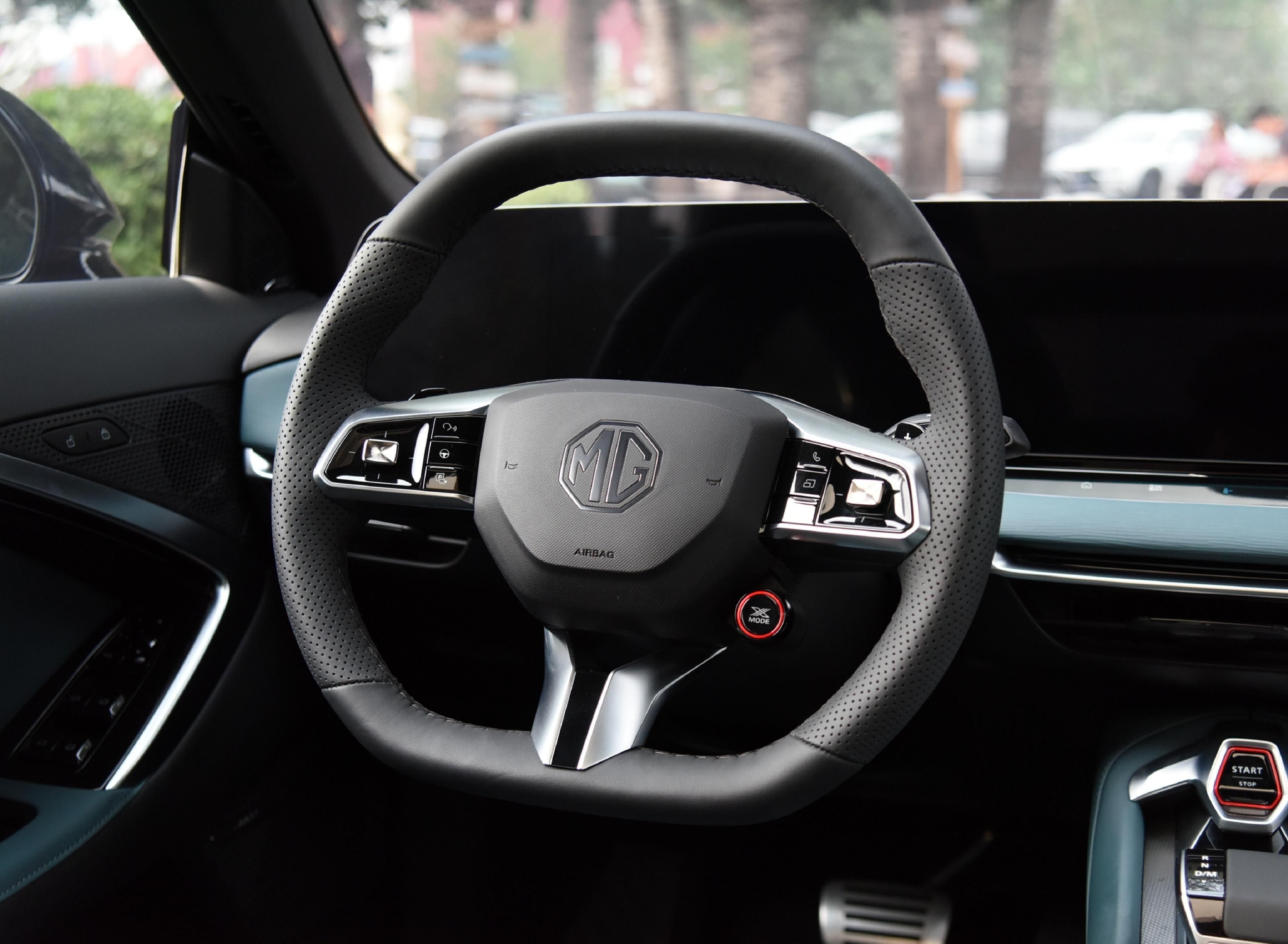 又帅又能打！全新一代名爵MG7实拍，搭2.0T+9AT，凌渡L有对手了