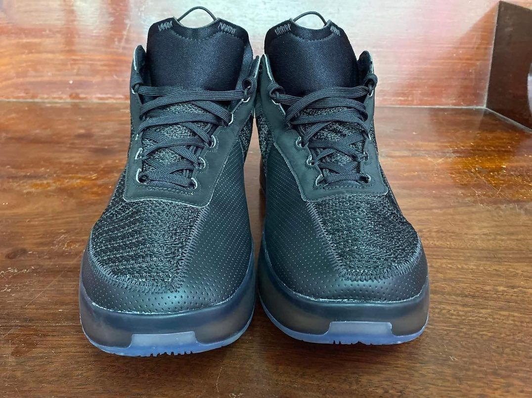 Nike LBJ20 早期 Sample 流出！网友：这才有詹皇内味儿！