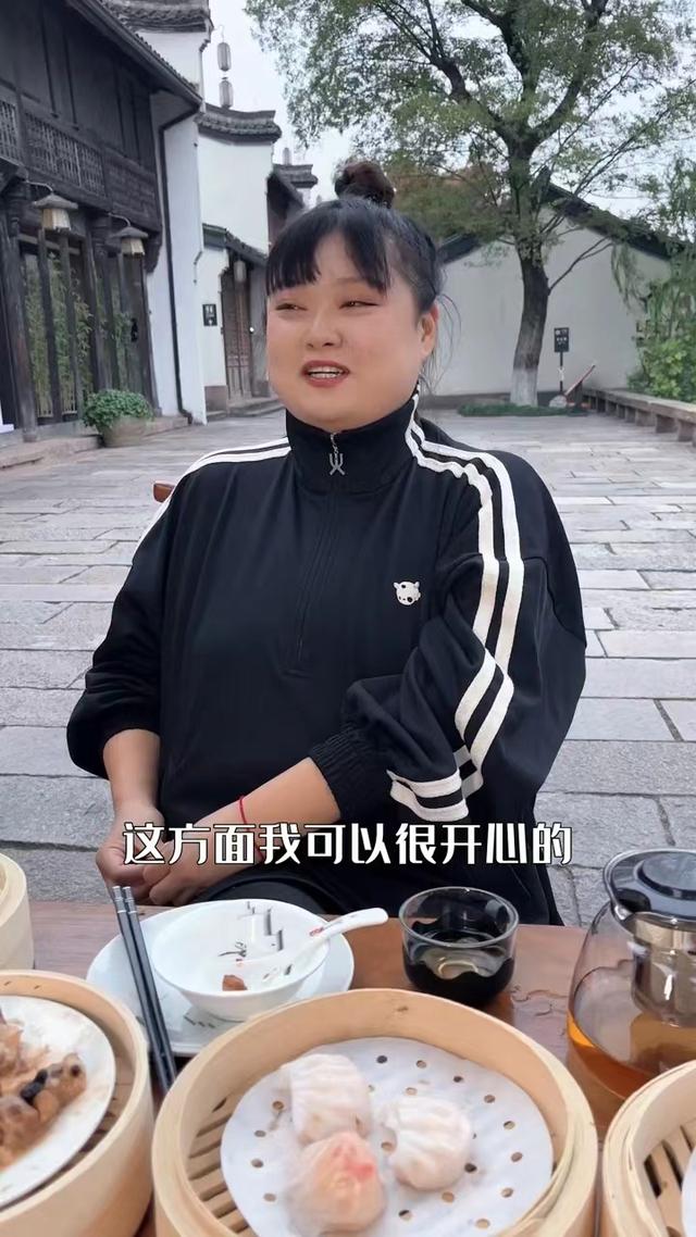 想参加相亲节目！37岁TVB前搞笑女星未曾拍过拖，被误认是同性恋